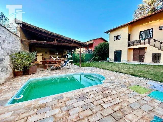 Casa / Sobrado para Venda em Niterói/RJ Engenho do Mato 5 Quartos