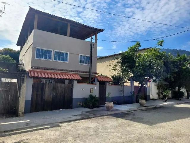 Casa / Sobrado para Venda em Niterói/RJ Engenho do Mato 6 Quartos