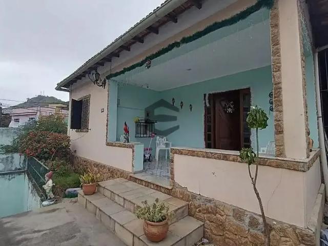 Casa / Sobrado para Venda em Niterói/RJ Engenhoca 4 Quartos