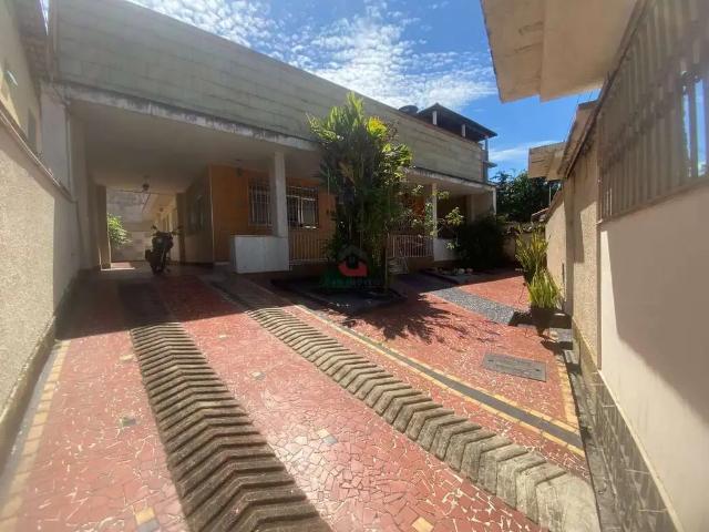 Casa / Sobrado para Venda em Niterói/RJ Fonseca 4 Quartos