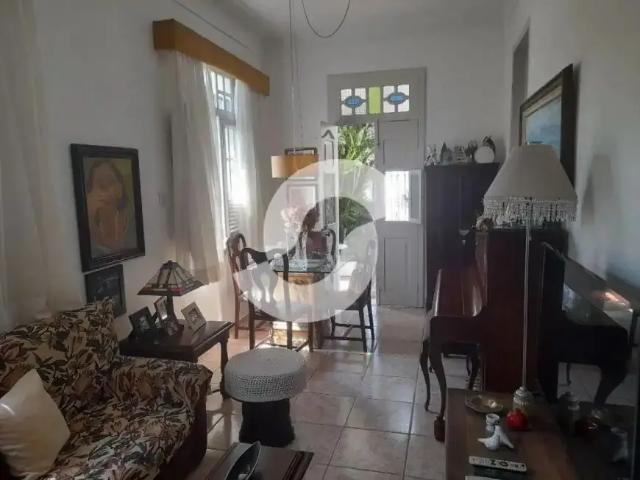 Casa / Sobrado para Venda em Niterói/RJ Fonseca 4 Quartos