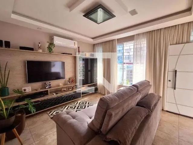 Casa / Sobrado para Venda em Niterói/RJ Fonseca 4 Quartos