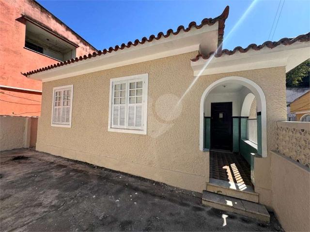 Casa / Sobrado para Venda em Niterói/RJ Fonseca 2 Quartos