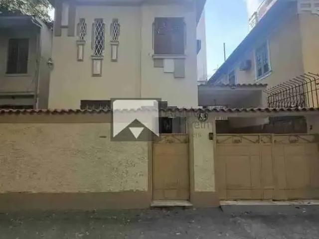 Casa / Sobrado para Venda em Niterói/RJ Ingá 4 Quartos