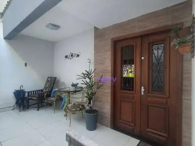 Casa / Sobrado para Venda em Niterói/RJ Ingá 2 Quartos