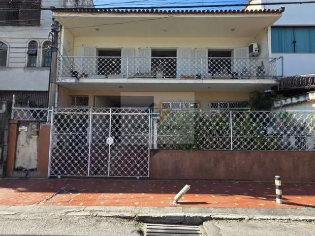 Casa / Sobrado para Venda em Niterói/RJ Icaraí 3 Quartos
