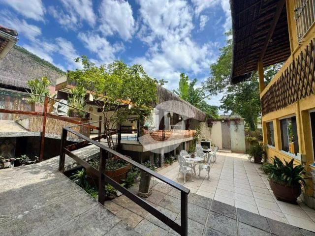 Casa / Sobrado para Venda em Niterói/RJ Itacoatiara 10 Quartos