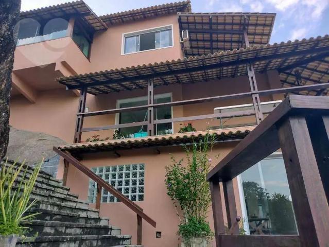 Casa / Sobrado para Venda em Niterói/RJ Itacoatiara 4 Quartos