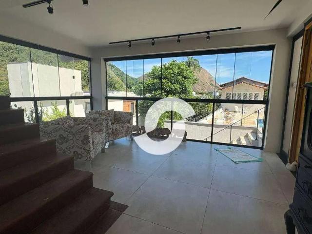 Casa / Sobrado para Venda em Niterói/RJ Itacoatiara 4 Quartos
