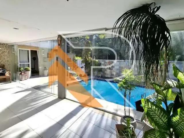 Casa / Sobrado para Venda em Niterói/RJ Itacoatiara 5 Quartos