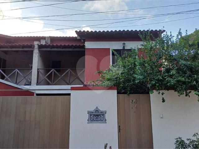 Casa / Sobrado para Venda em Niterói/RJ Itaipu 3 Quartos