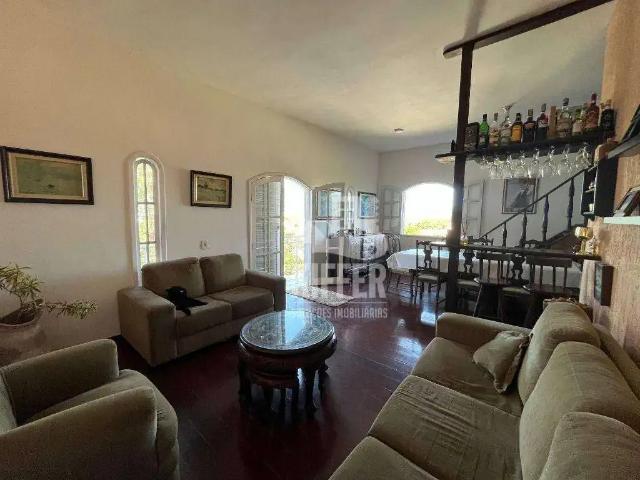 Casa / Sobrado para Venda em Niterói/RJ Itaipu 4 Quartos
