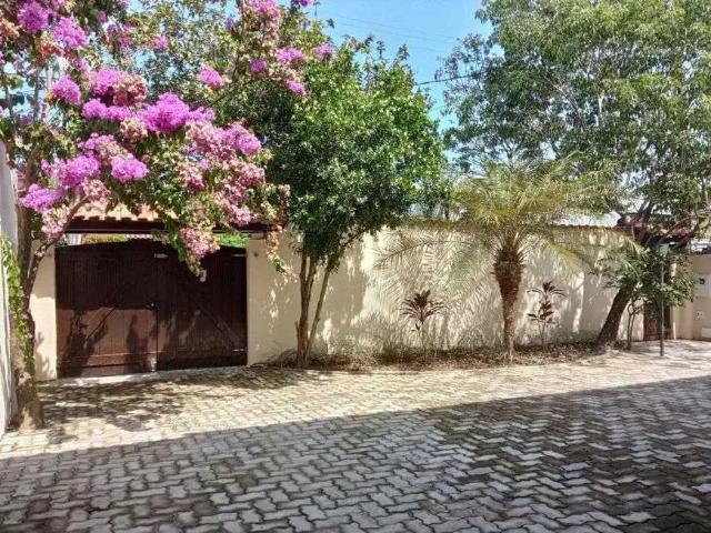 Casa / Sobrado para Venda em Niterói/RJ Itaipu 4 Quartos