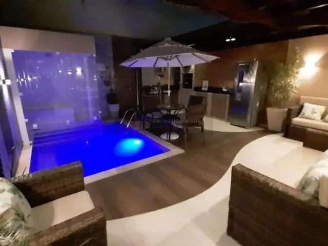 Casa / Sobrado para Venda em Niterói/RJ Itaipu 4 Quartos