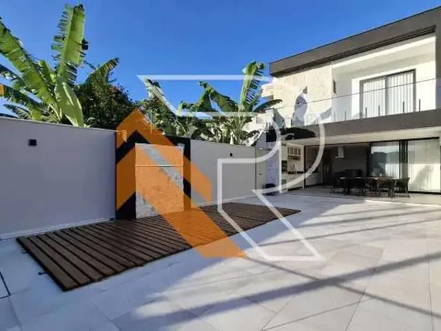 Casa / Sobrado para Venda em Niterói/RJ Itaipu 4 Quartos