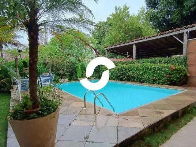 Casa / Sobrado para Venda em Niterói/RJ Itaipu 4 Quartos