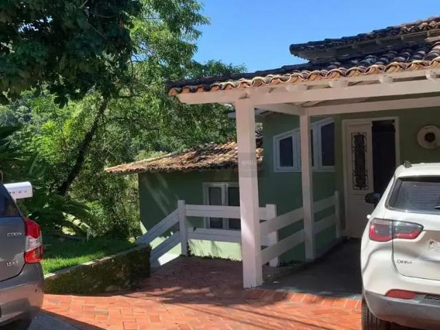 Casa / Sobrado para Venda em Niterói/RJ Itaipu 4 Quartos