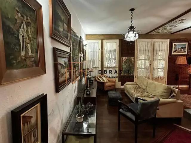 Casa / Sobrado para Venda em Niterói/RJ Itaipu 5 Quartos