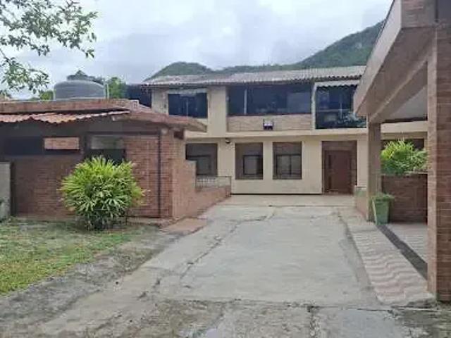 Casa / Sobrado para Venda em Niterói/RJ Itaipu 6 Quartos