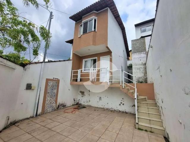 Casa / Sobrado para Venda em Niterói/RJ Largo do Barradas 2 Quartos