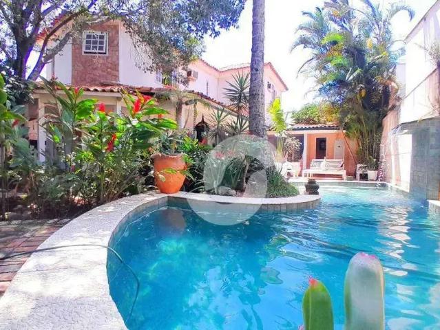 Casa / Sobrado para Venda em Niterói/RJ Maravista 3 Quartos