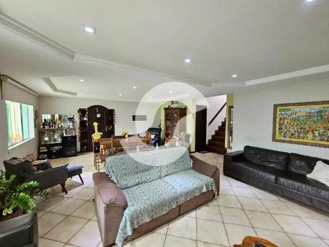 Casa / Sobrado para Venda em Niterói/RJ Maravista 5 Quartos