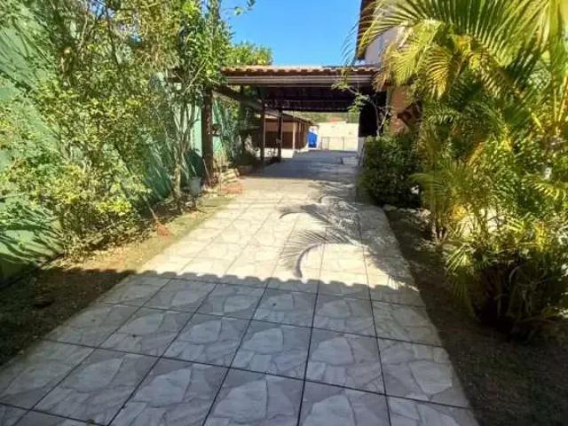 Casa / Sobrado para Venda em Niterói/RJ Maria Paula 3 Quartos