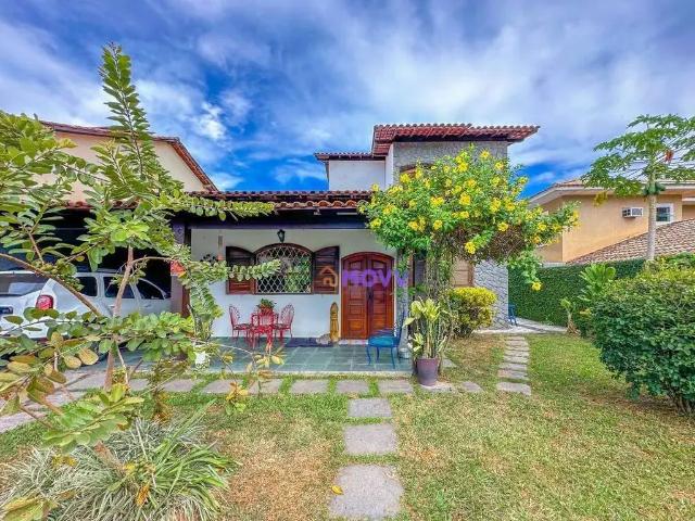 Casa / Sobrado para Venda em Niterói/RJ Maria Paula 4 Quartos