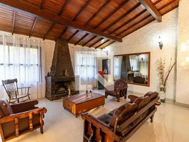 Casa / Sobrado para Venda em Niterói/RJ Maria Paula 4 Quartos