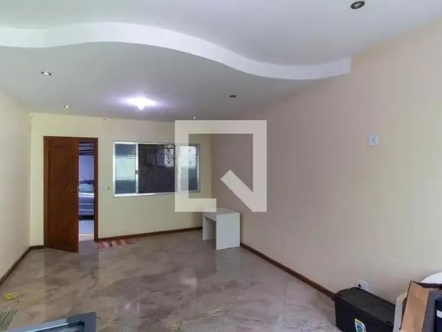 Casa / Sobrado para Venda em Niterói/RJ São Domingos 2 Quartos