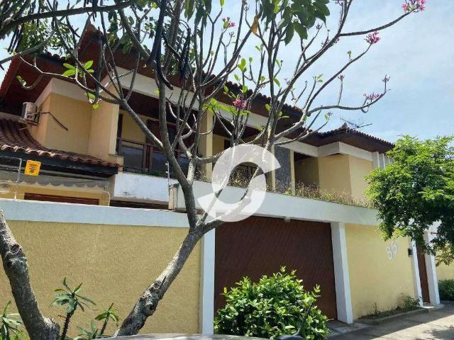 Casa / Sobrado para Venda em Niterói/RJ São Francisco 4 Quartos
