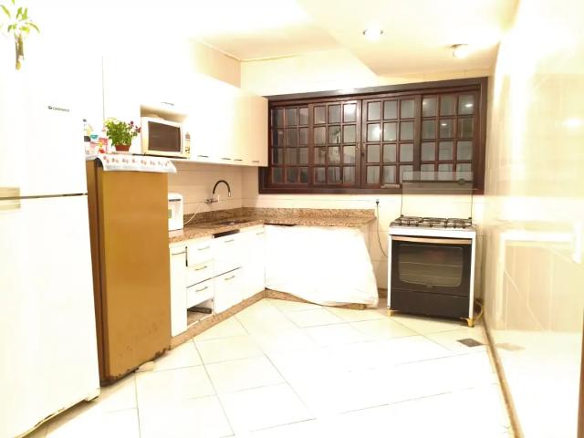 Casa / Sobrado para Venda em Niterói/RJ São Francisco 4 Quartos