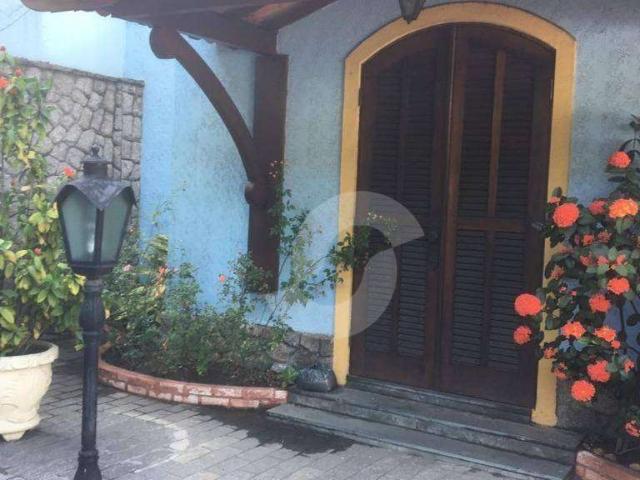 Casa / Sobrado para Venda em Niterói/RJ São Francisco 4 Quartos