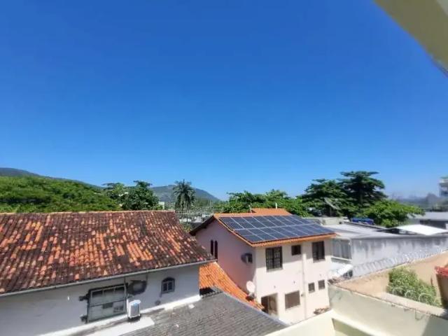 Casa / Sobrado para Venda em Niterói/RJ São Francisco 4 Quartos
