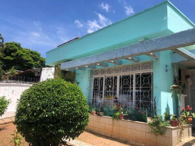 Casa / Sobrado para Venda em Niterói/RJ São Francisco 4 Quartos