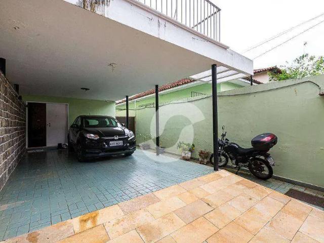 Casa / Sobrado para Venda em Niterói/RJ São Francisco 4 Quartos