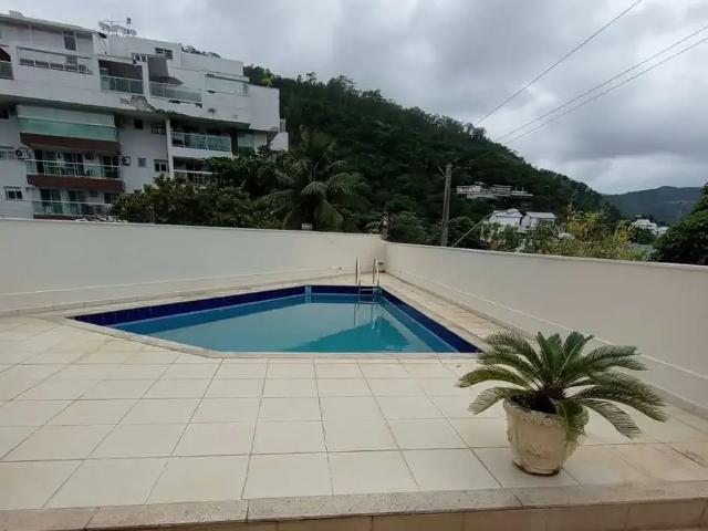 Casa / Sobrado para Venda em Niterói/RJ São Francisco 4 Quartos