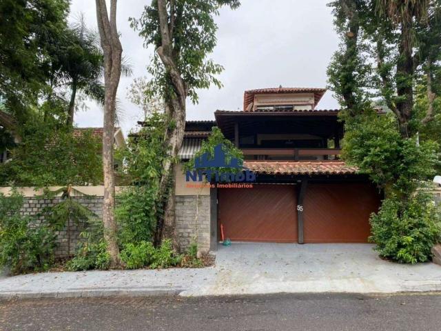 Casa / Sobrado para Venda em Niterói/RJ São Francisco 4 Quartos
