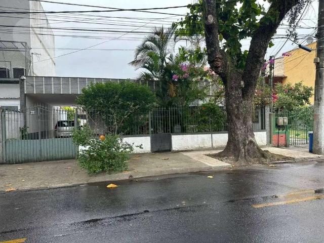Casa / Sobrado para Venda em Niterói/RJ São Francisco 4 Quartos