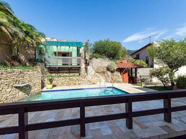 Casa / Sobrado para Venda em Niterói/RJ São Francisco 4 Quartos