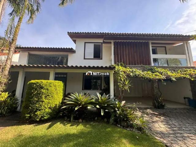 Casa / Sobrado para Venda em Niterói/RJ São Francisco 4 Quartos
