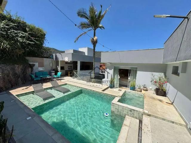 Casa / Sobrado para Venda em Niterói/RJ São Francisco 4 Quartos