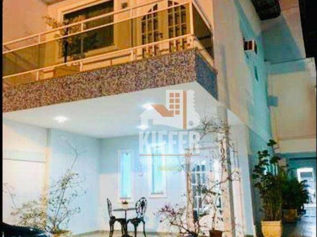 Casa / Sobrado para Venda em Niterói/RJ São Francisco 4 Quartos