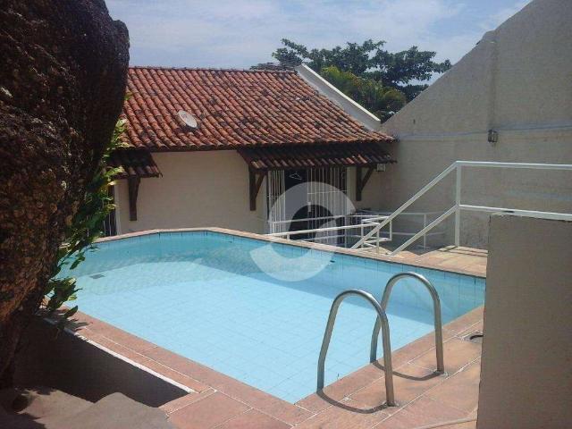 Casa / Sobrado para Venda em Niterói/RJ São Francisco 4 Quartos