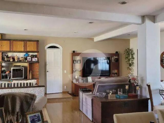 Casa / Sobrado para Venda em Niterói/RJ São Francisco 4 Quartos