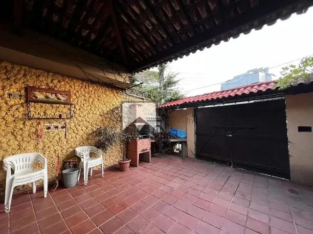 Casa / Sobrado para Venda em Niterói/RJ São Francisco 4 Quartos