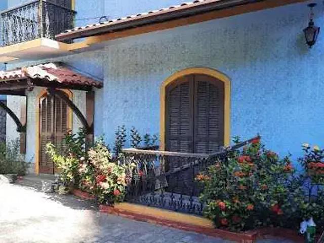 Casa / Sobrado para Venda em Niterói/RJ São Francisco 4 Quartos