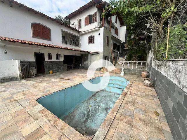 Casa / Sobrado para Venda em Niterói/RJ São Francisco 4 Quartos