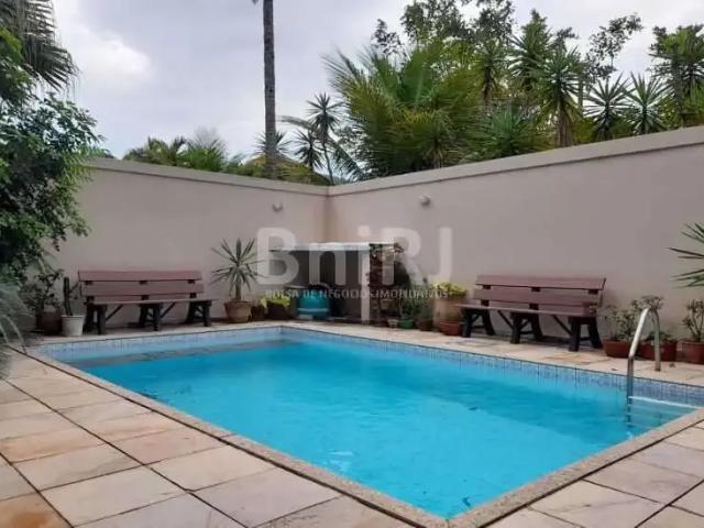 Casa / Sobrado para Venda em Niterói/RJ São Francisco 4 Quartos