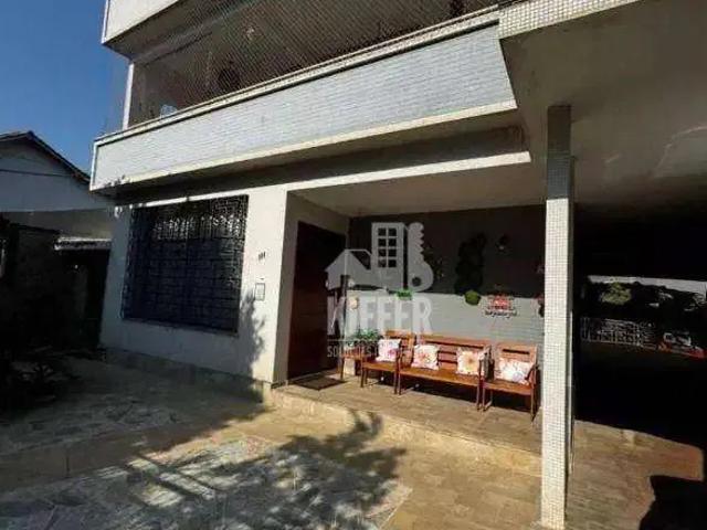 Casa / Sobrado para Venda em Niterói/RJ São Francisco 5 Quartos